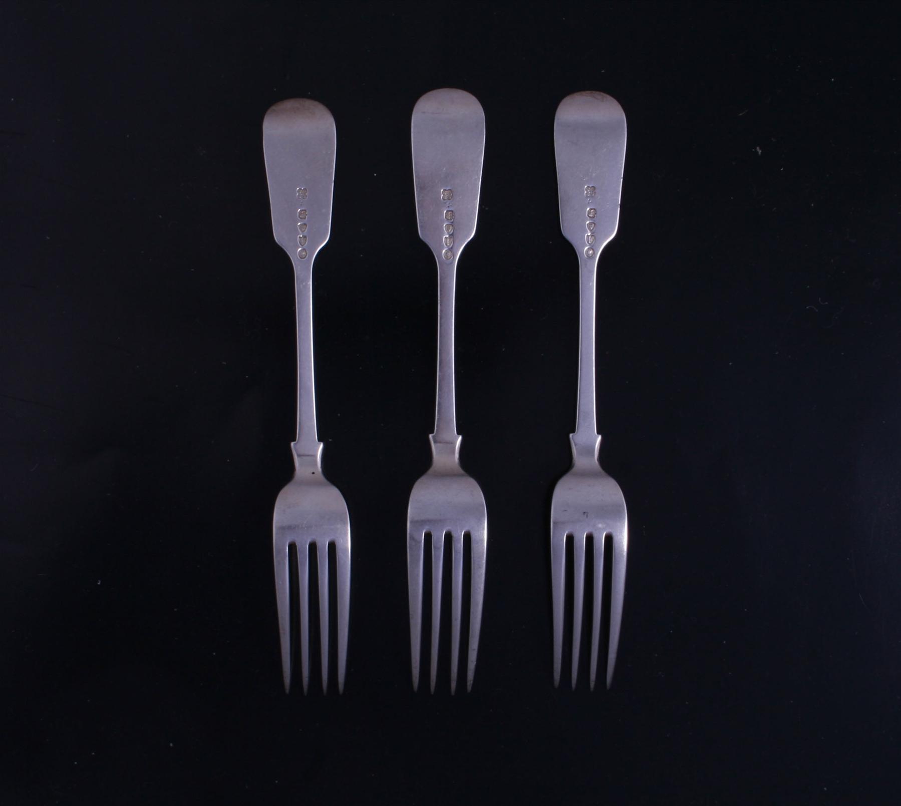 Three Victorian fiddle pattern sterling silver table forks ...