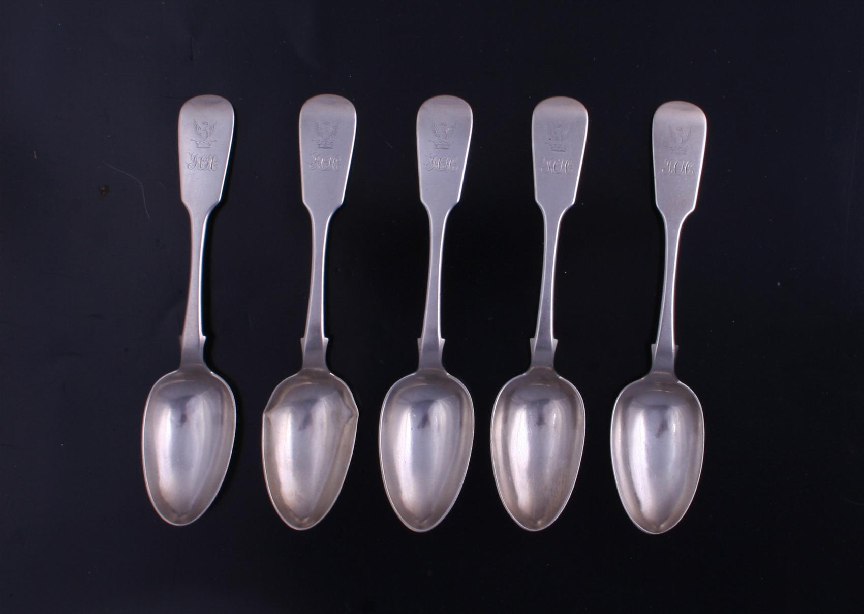 A set of five Victorian fiddle pattern sterling silver dessert spoons ...