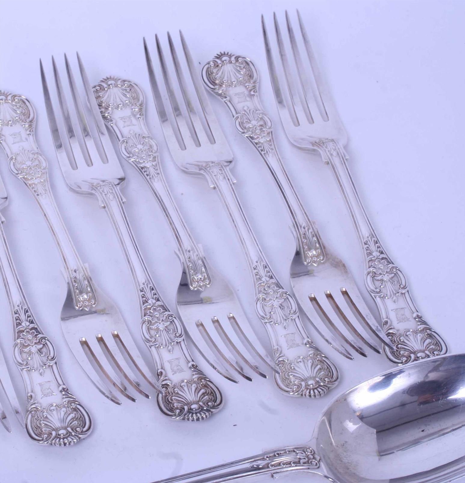 Fine Victorian sterling silver Queen's pattern service for 12 ...
