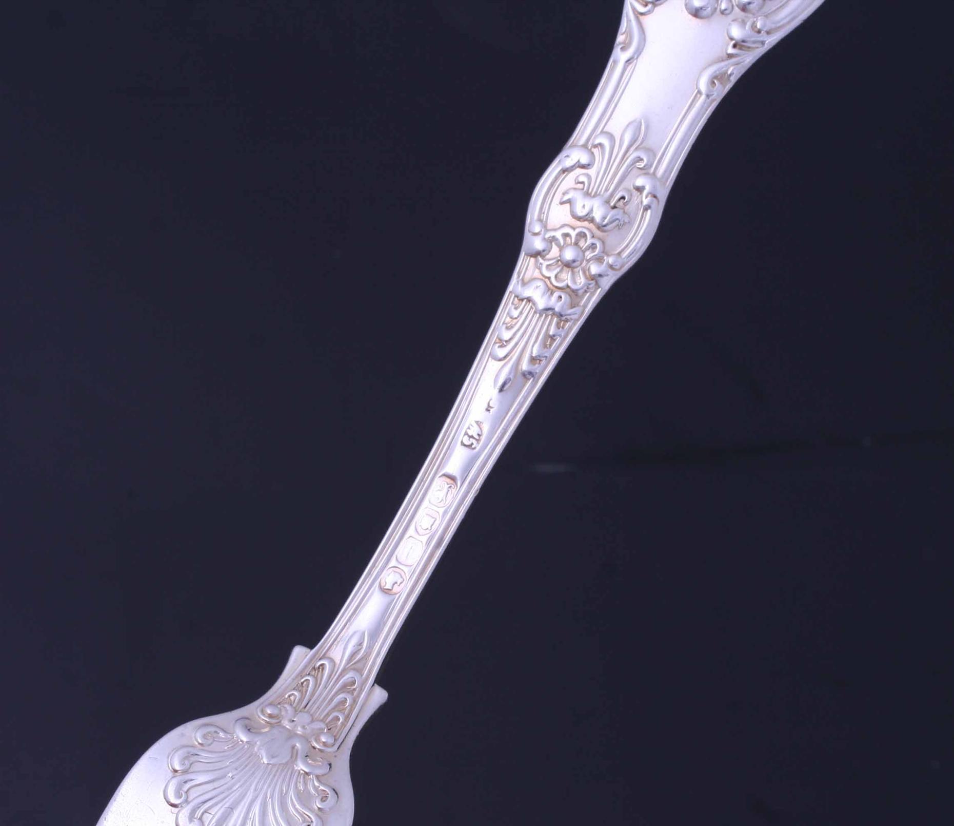 A Victorian Queen's pattern sterling silver table fork : MyFamilySilver.com