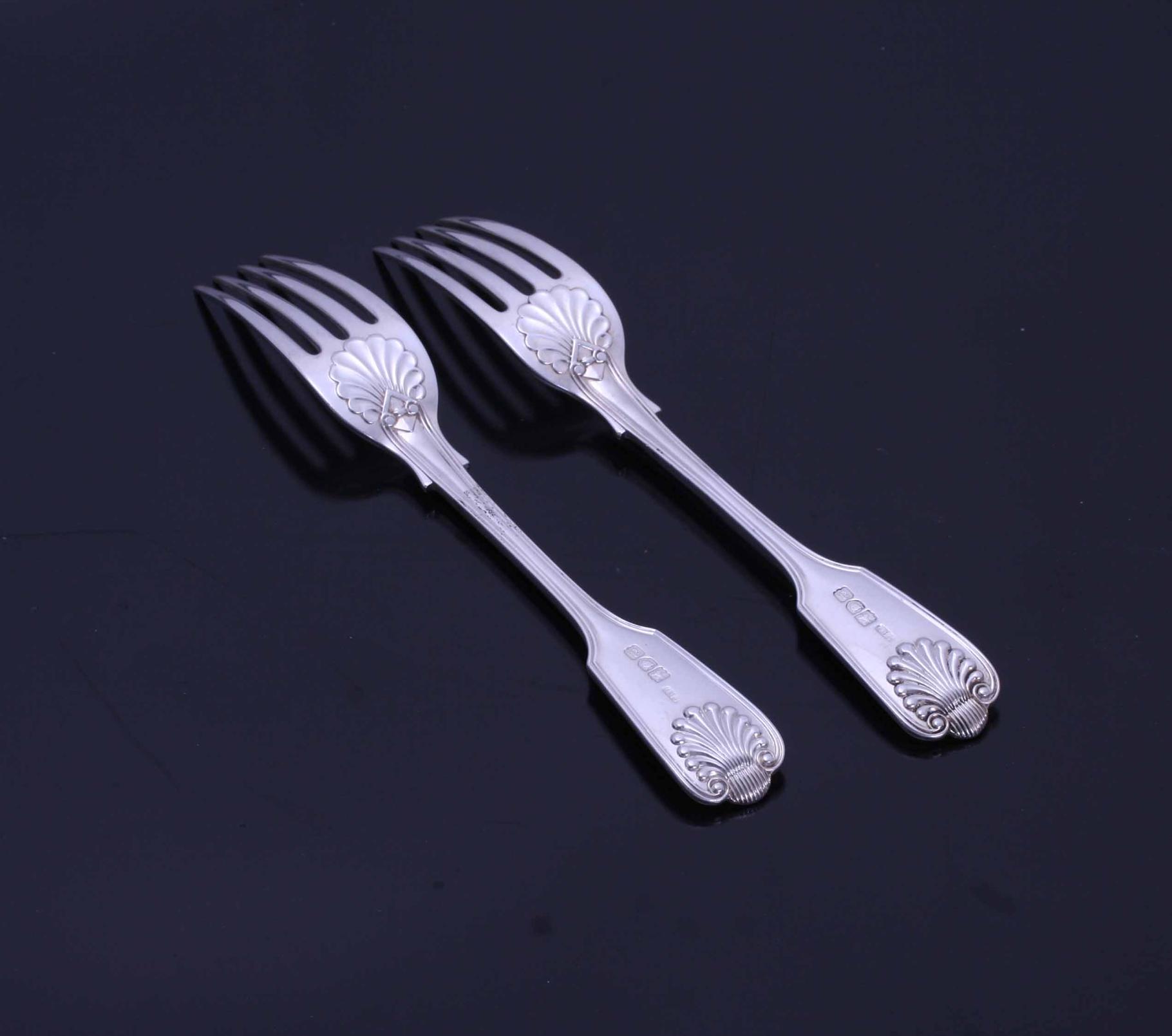 A pair of Victorian sterling silver fiddle, thread and shell pattern ...