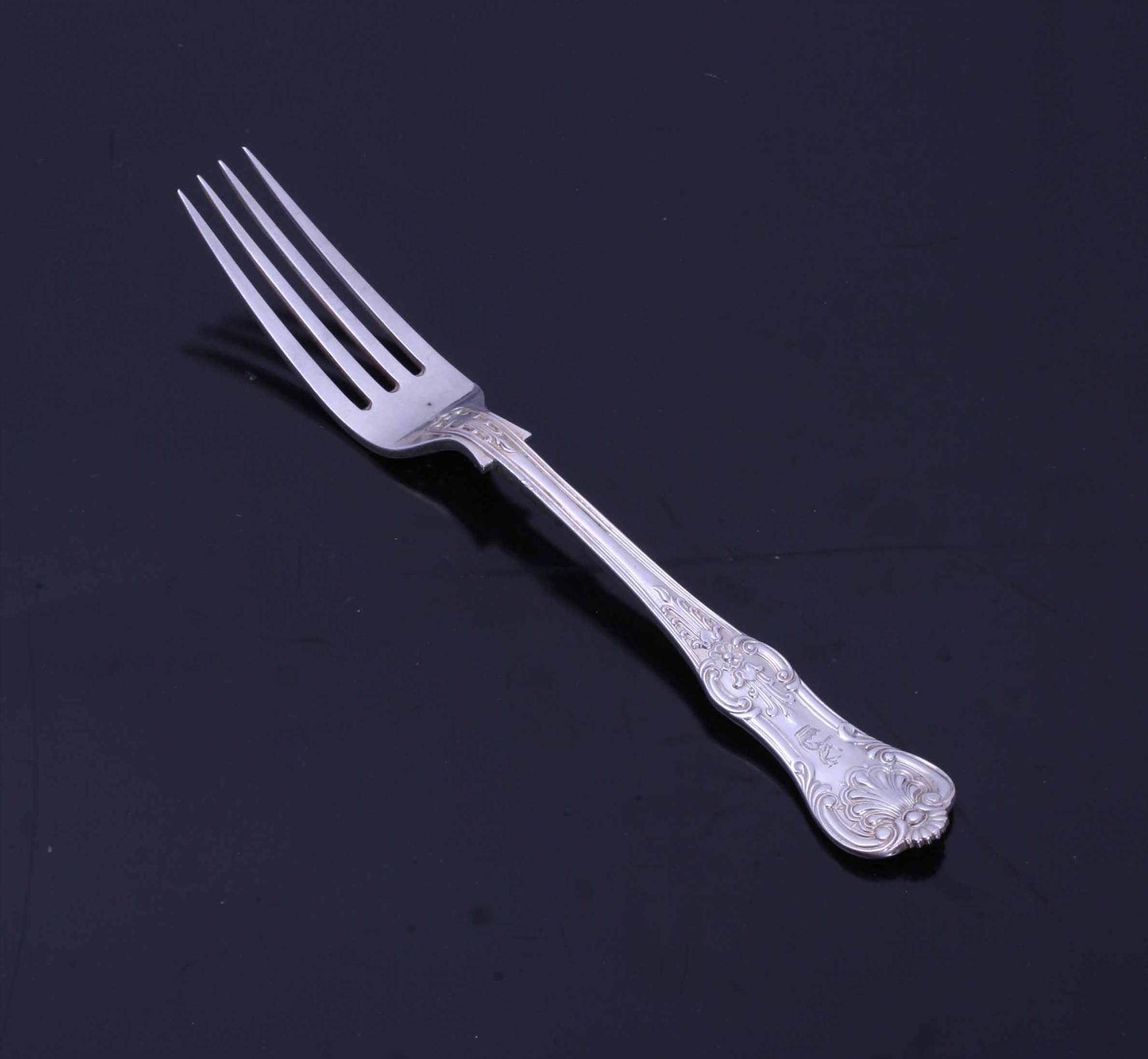 A Victorian Queen's pattern sterling silver dessert fork ...