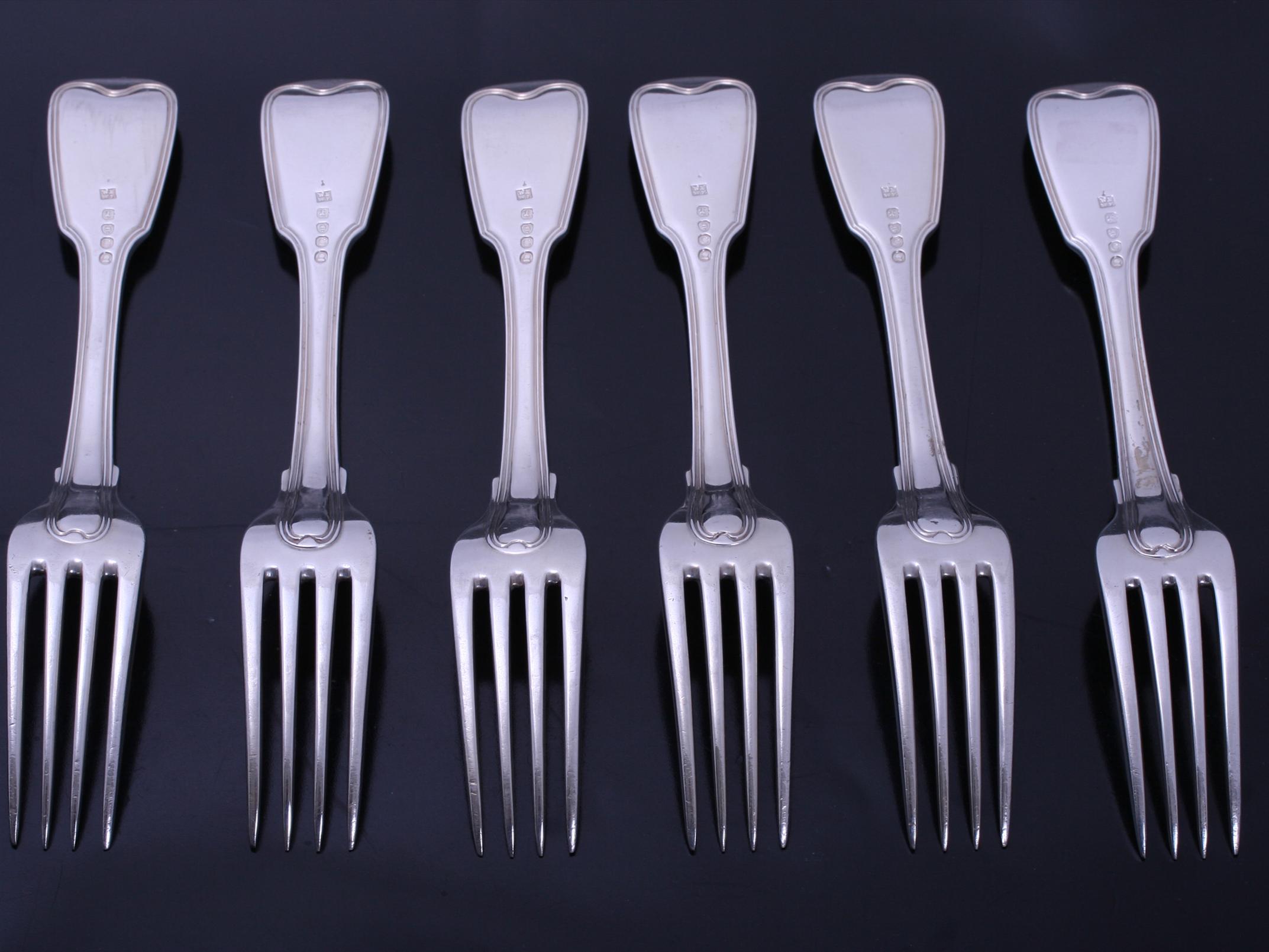 Set of six Regency fiddle and thread pattern sterling silver table ...