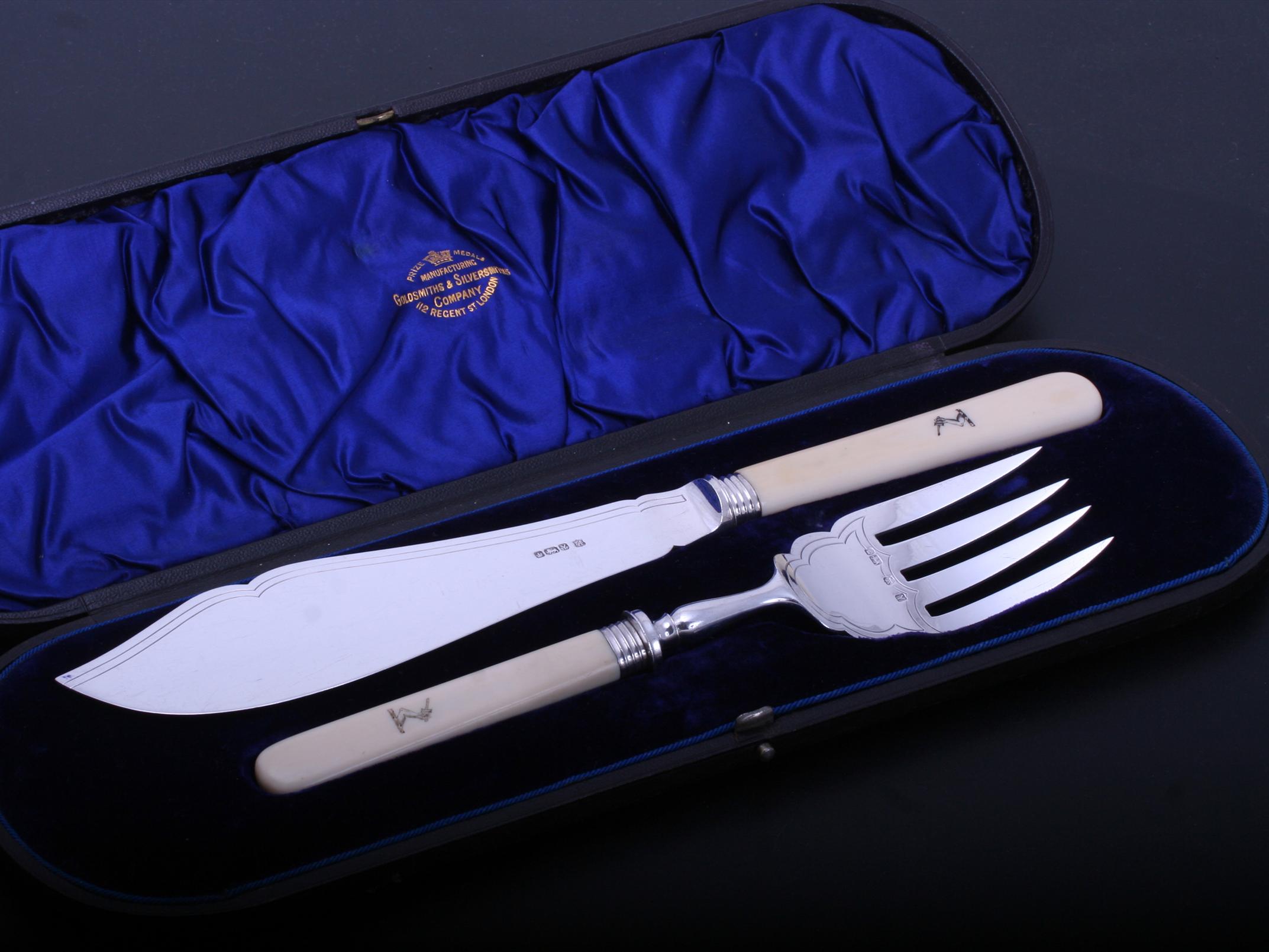 A pair of Victorian sterling silver fish servers : MyFamilySilver.com