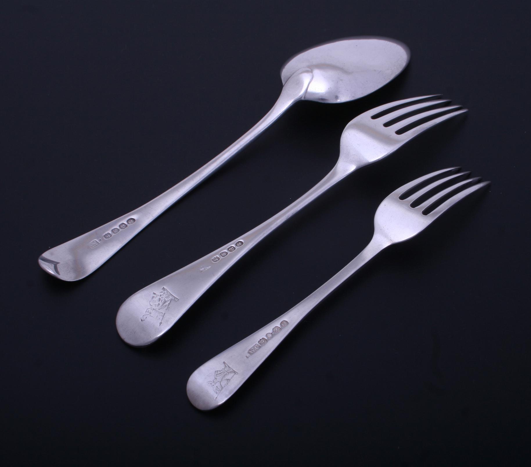 A matched collection of George III / IV Old English pattern silver ...