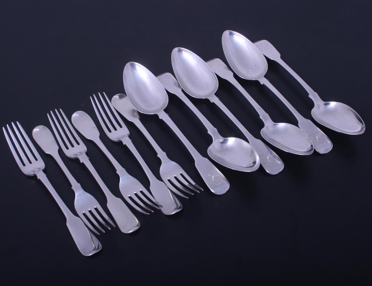 A matched collection of George III sterling silver fiddle pattern ...