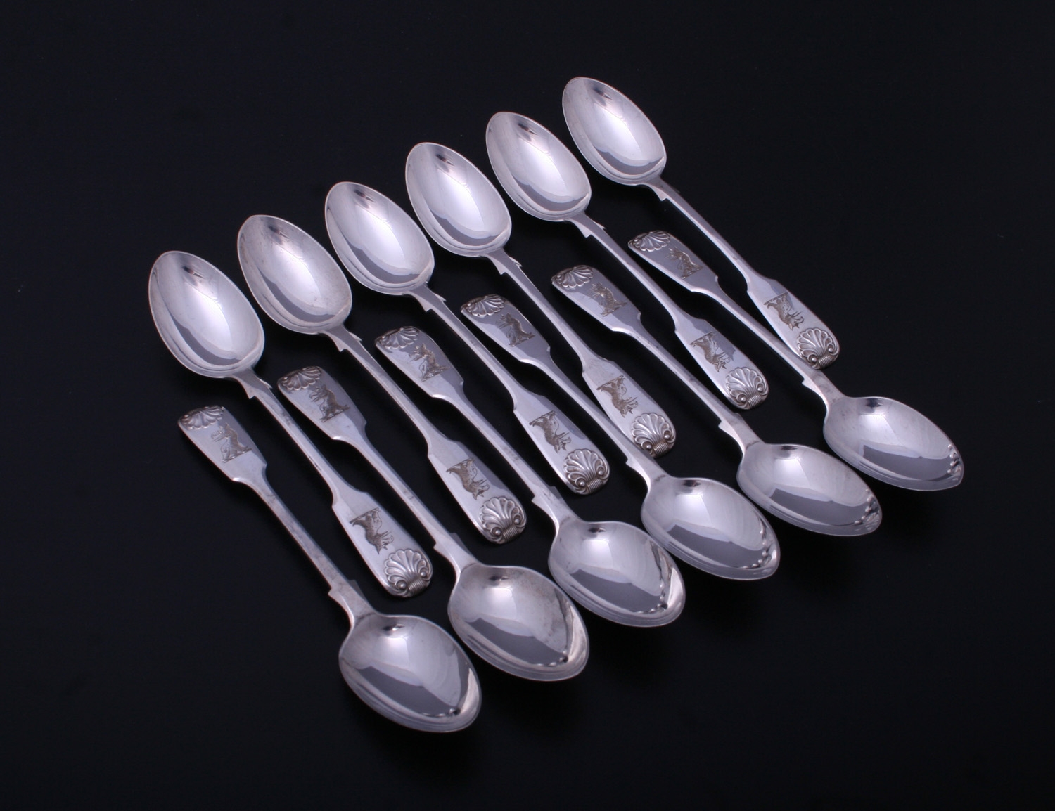 A set of twelve Victorian sterling silver fiddle and shell pattern ...