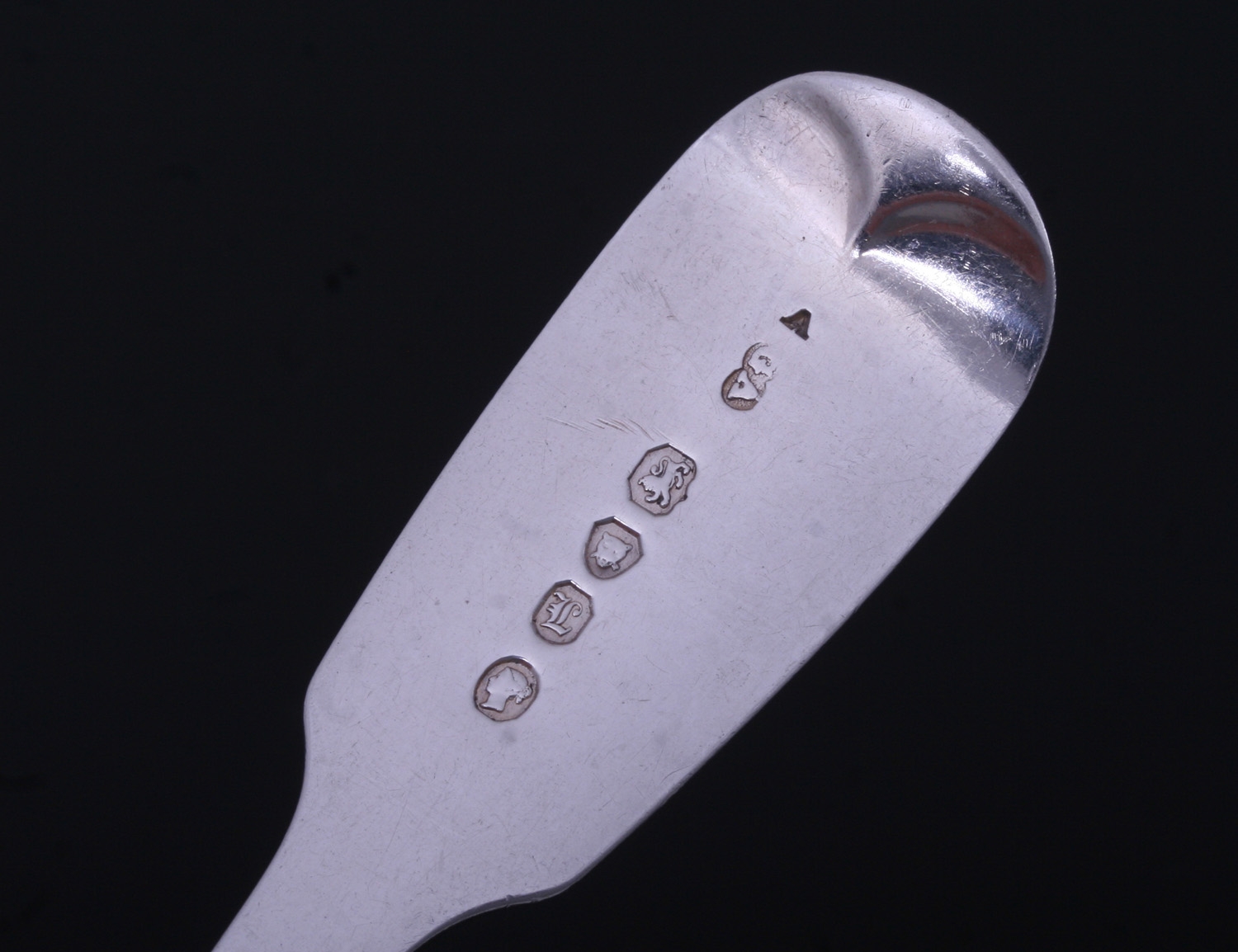 A Victorian sterling silver fiddle pattern table spoon : MyFamilySilver.com