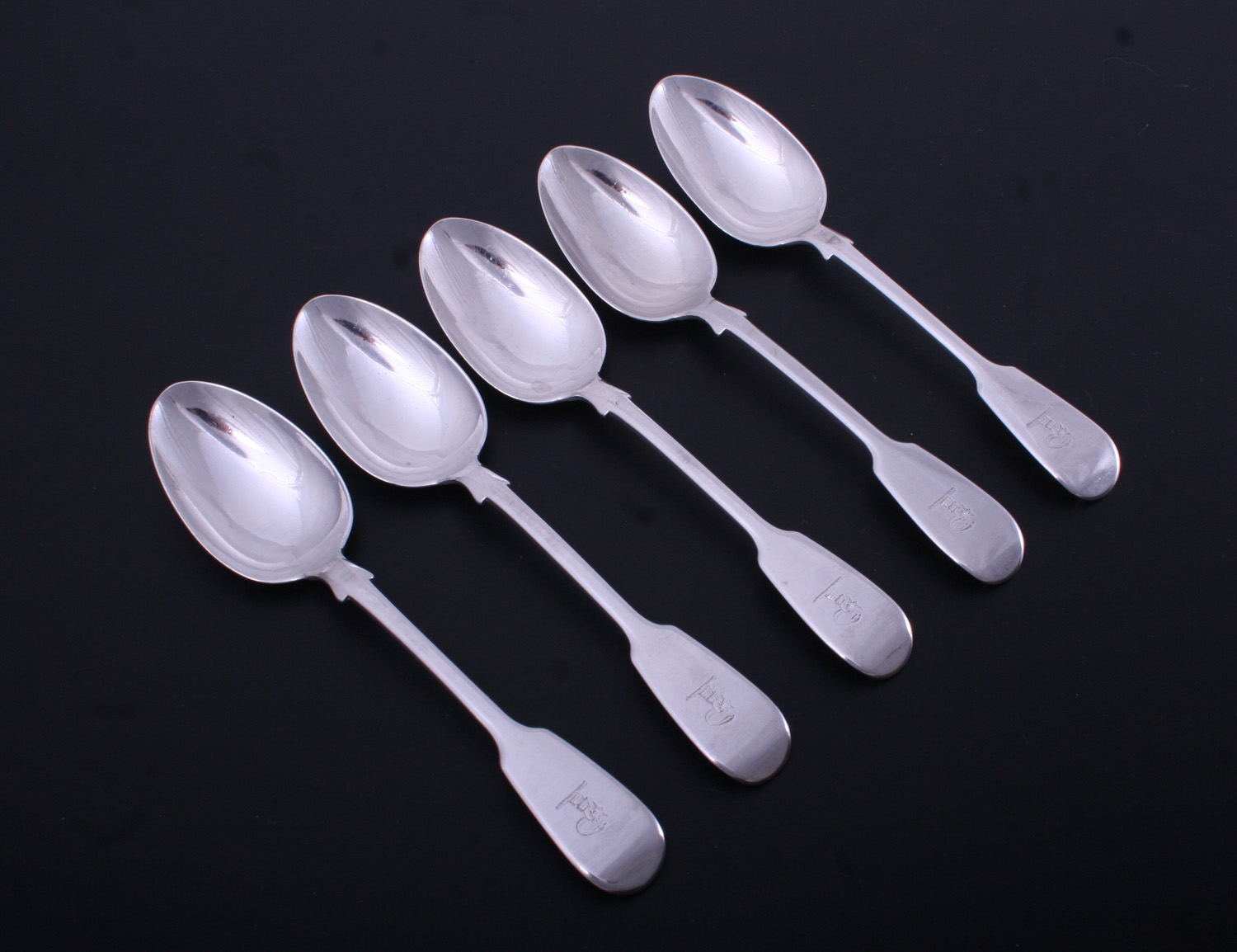 A set of five Victorian fiddle pattern sterling silver dessert spoons ...