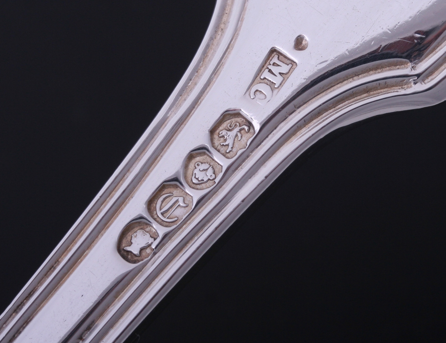 A fine Victorian fiddle, thread and shell pattern sterling silver ...