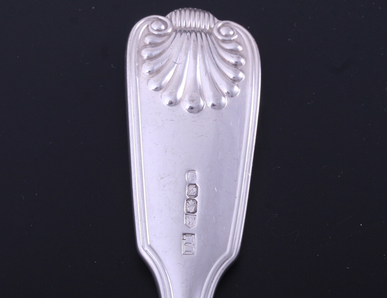 A set of six Irish Victorian fiddle, thread and shell pattern sterling ...