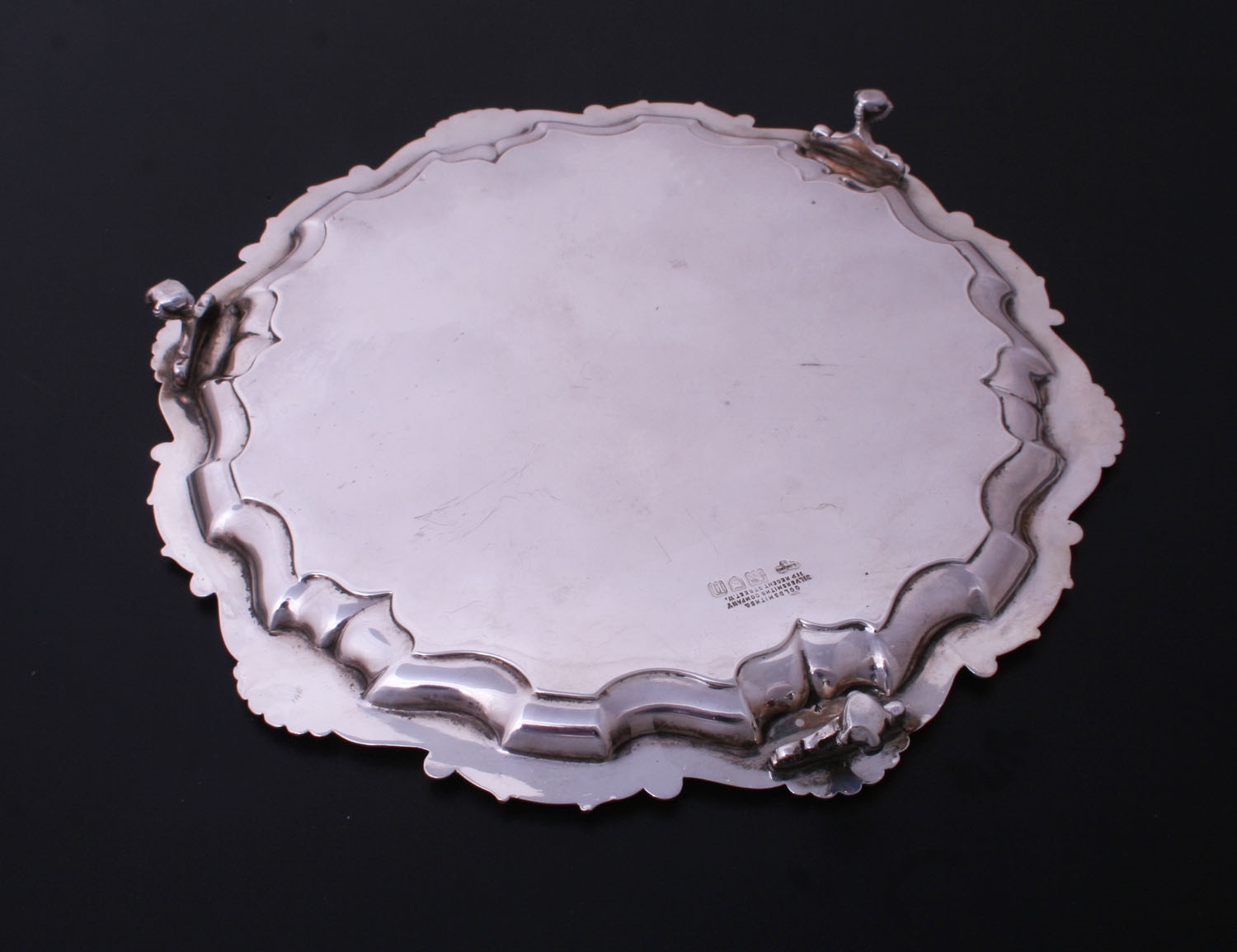 An Edwardian Chippendale style sterling silver salver : MyFamilySilver.com