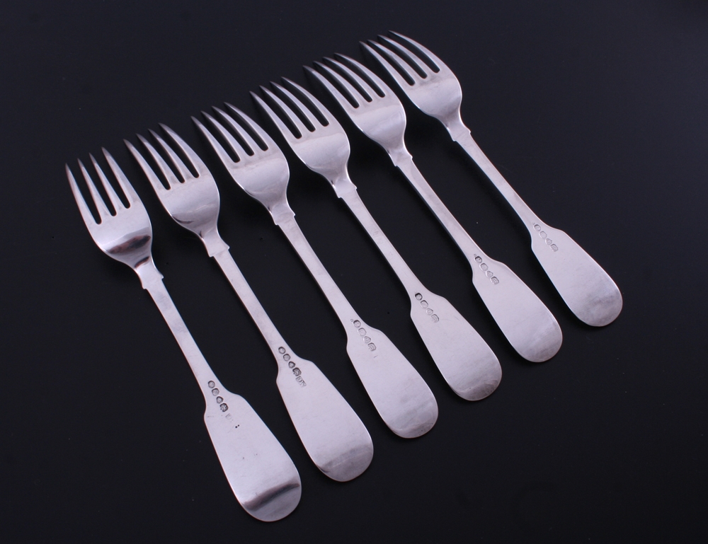 A matched set of six George IV fiddle pattern sterling silver table ...