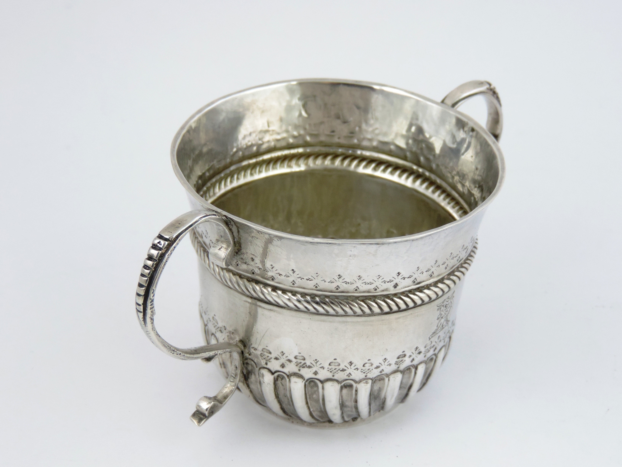 Queen Anne silver Porringer, 1711 : MyFamilySilver.com